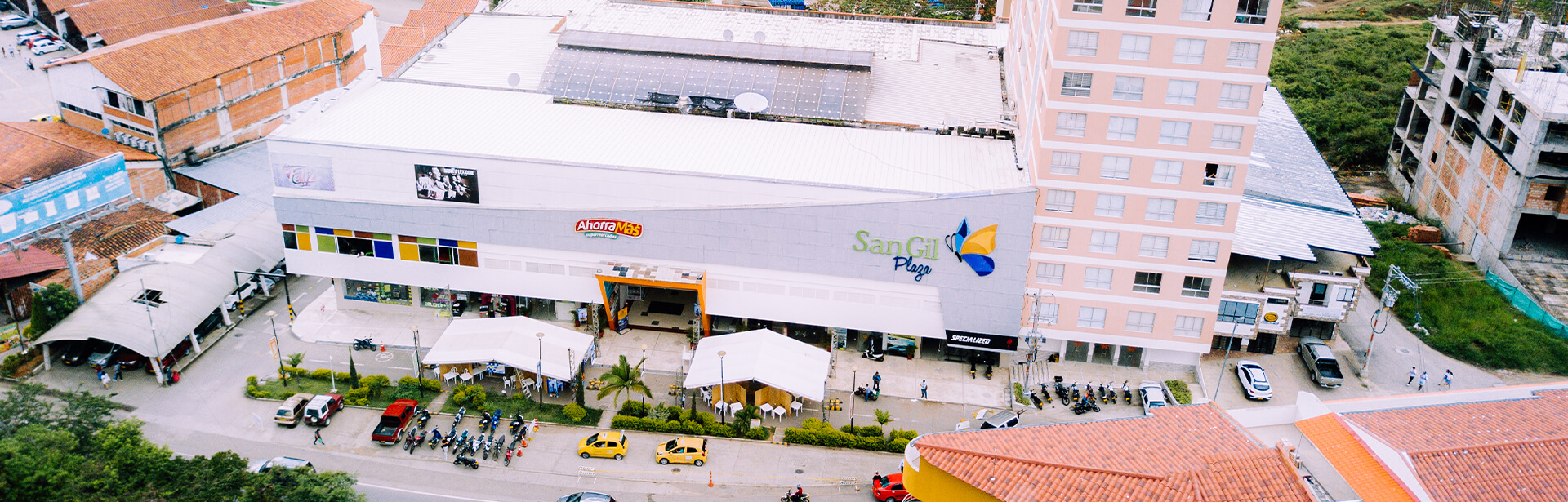 Centro Comercial San Gil Plaza – El Epicentro del Entretenimiento en San Gil